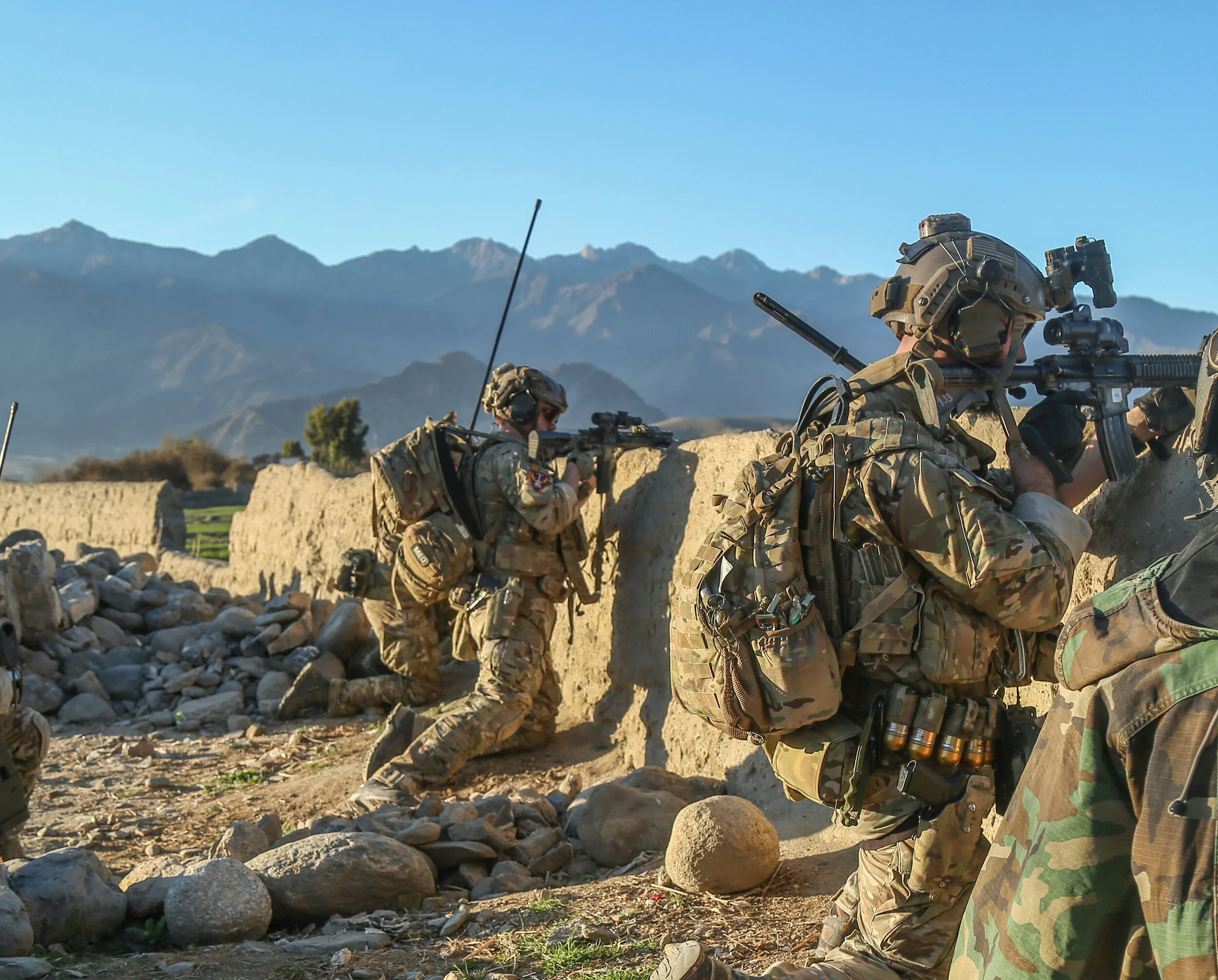 HEL-STAR 6® Multi-Function Light — CORE Survival Inc.