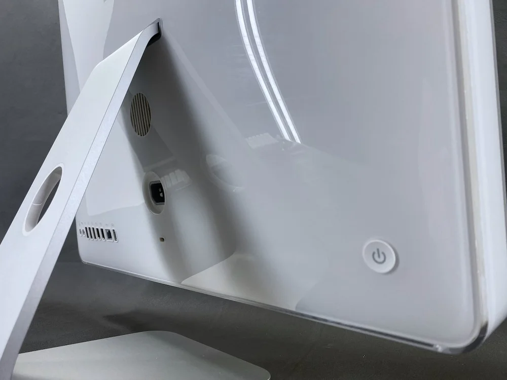iMac G5 (20") — mac27.net
