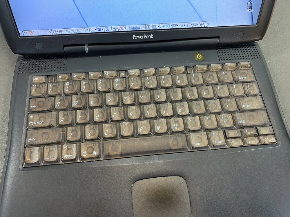 PowerBook G3 (Pismo) — mac27.net