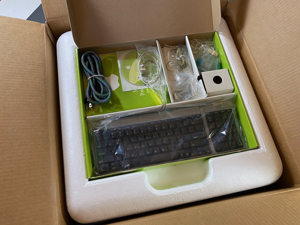 Power Mac G3 (Blue & White) — mac27.net