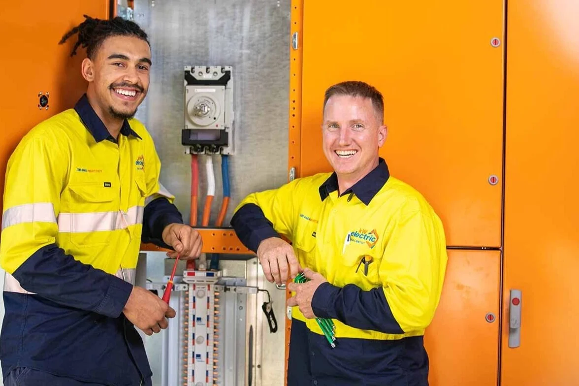 About Us | Qualified Electricians - QLD & NSW | kW Electric