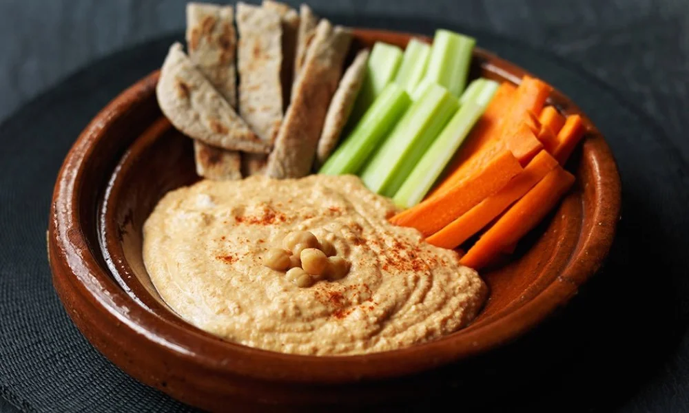 What to Eat with Hummus for Weight Loss: 6 Top Ideas — FuadFit