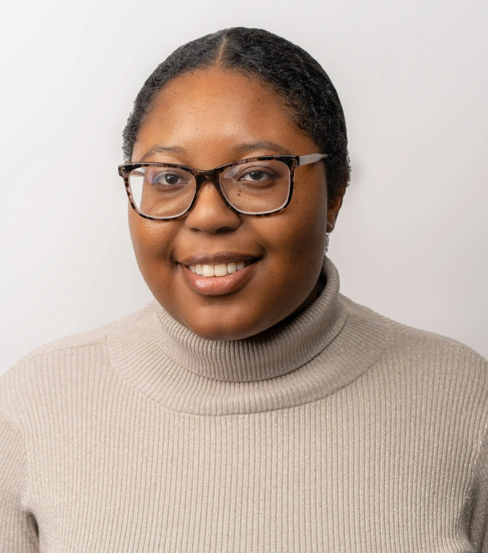 Fiona Molina, MFT — The Therapy Group