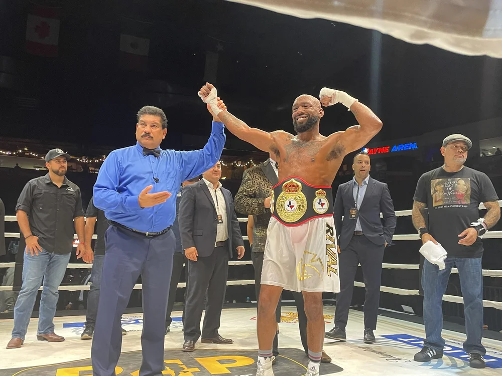 Austin Trout Leaves No Doubt! Dominates in the RGV — Texas Boxing Scene