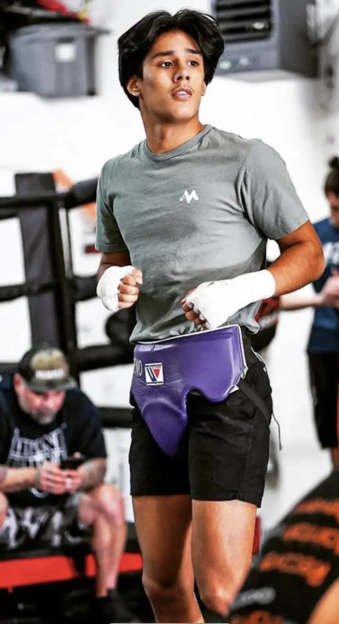 Sebastian Juarez, Younger Brother of Omar Juarez, To Turn Pro In Mexico ...