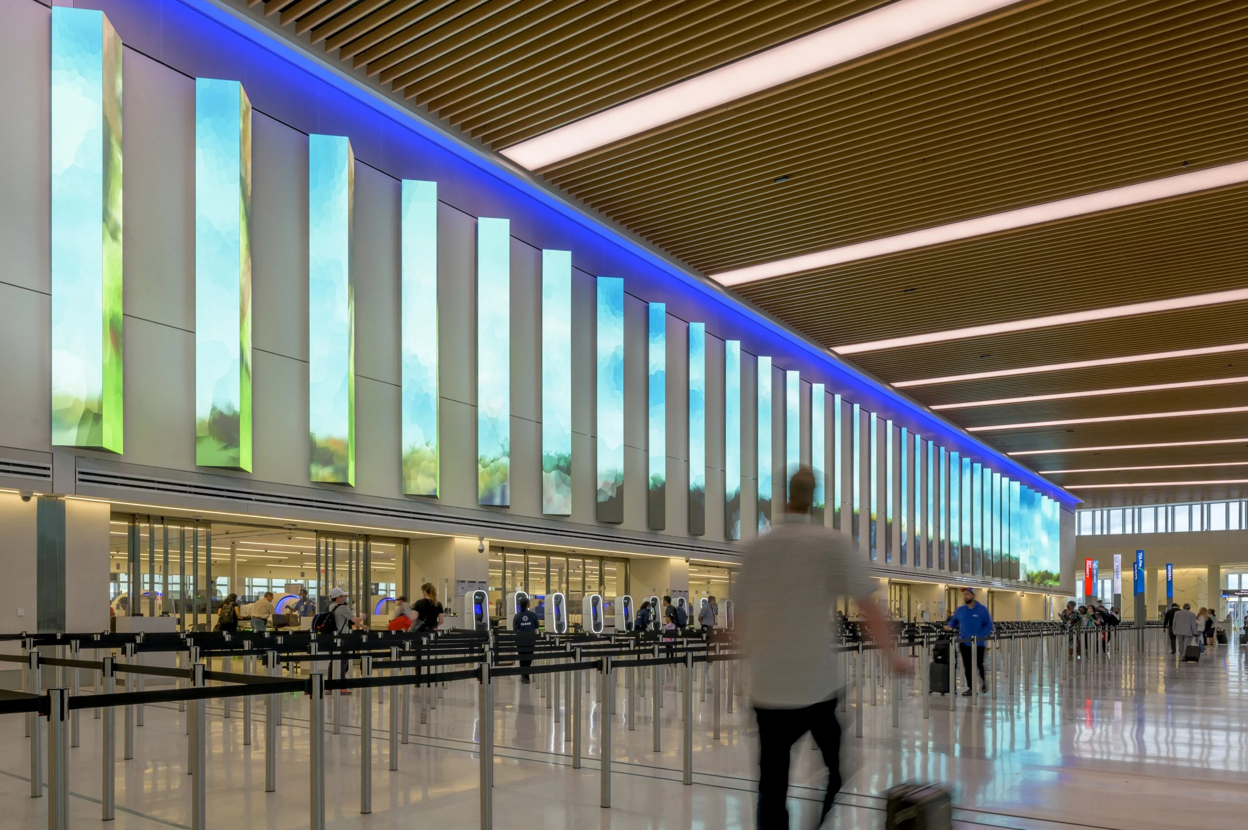 Delta LaGuardia Terminal C: Data-Driven Digital Art Installation ...