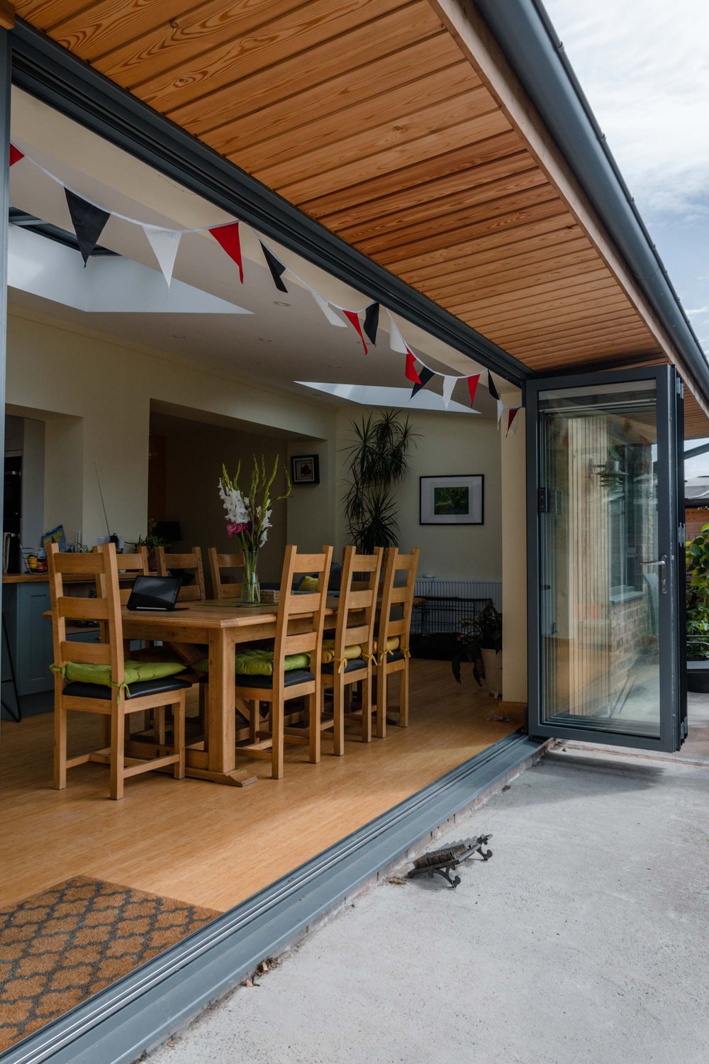 Rear extension in Conservation Area with timber cladding and zinc roof ...