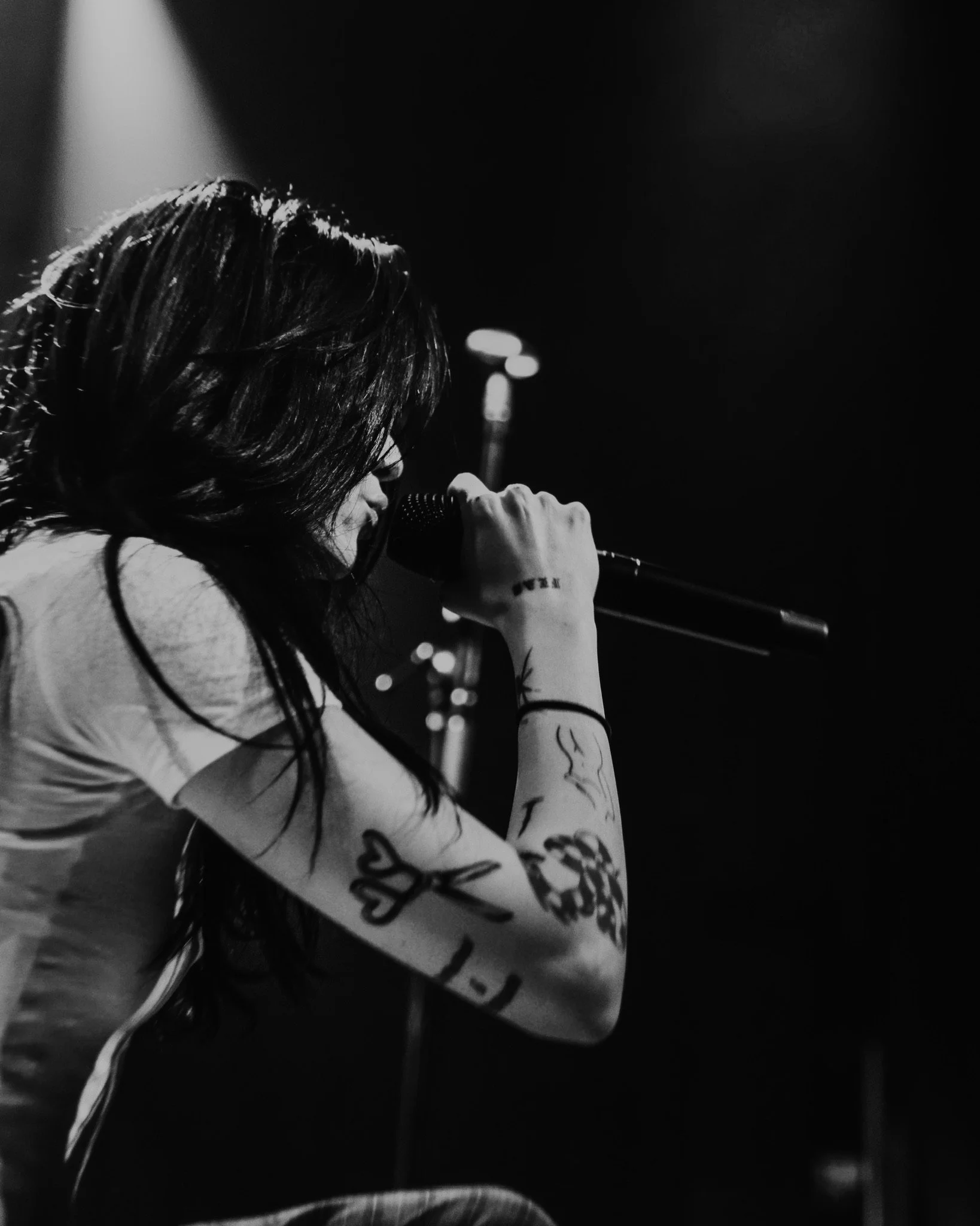 Maggie Lindemann Joins Madison Beer on The Life Support Tour in Orlando ...