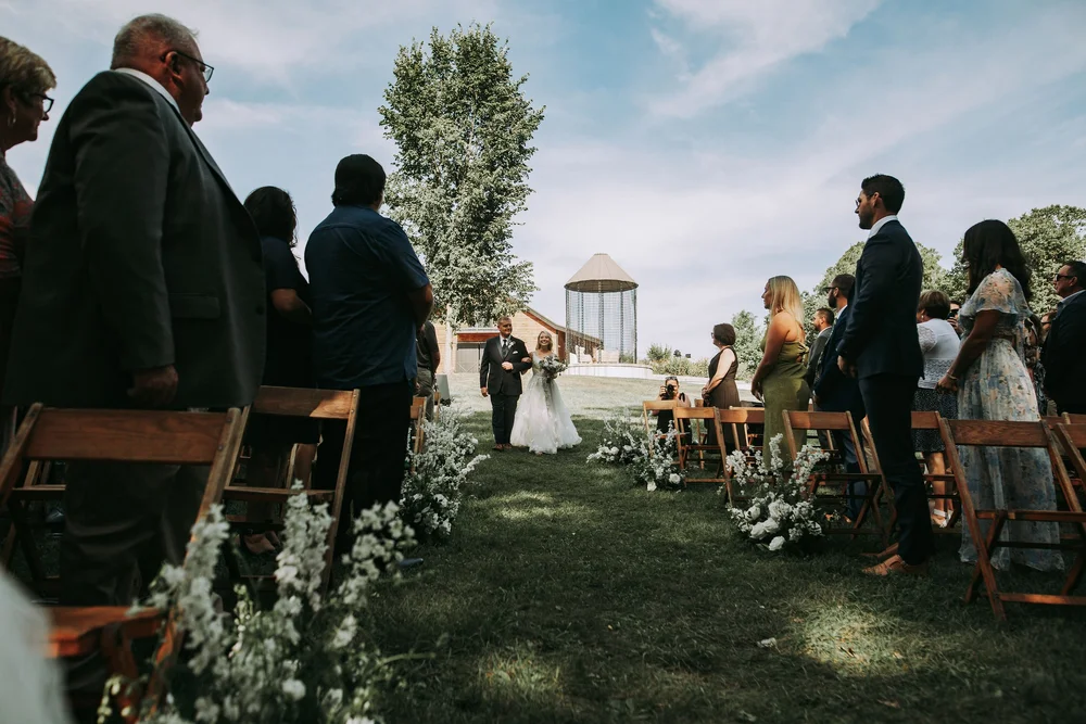 Venue Details (New Design) | Robin Hills Farm | Chelsea, MI