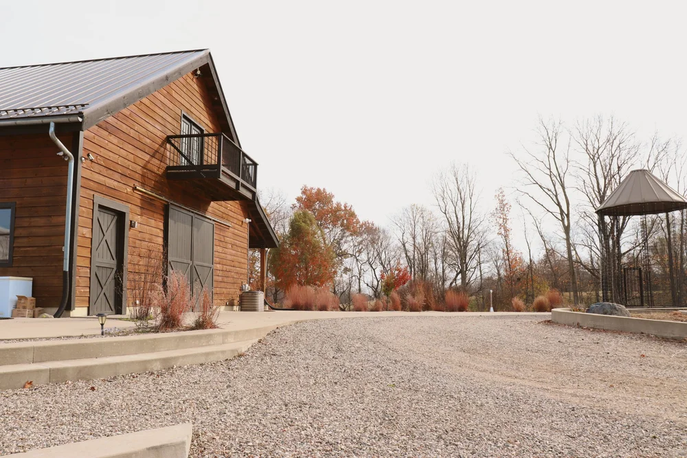 Venue Details (New Design) | Robin Hills Farm | Chelsea, MI