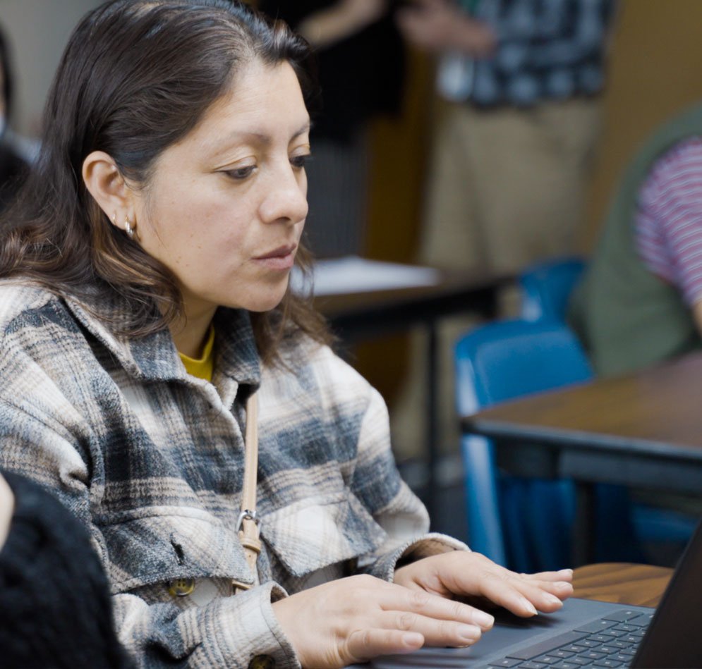 E-Commerce & Retail — EnGen - Language upskilling platform