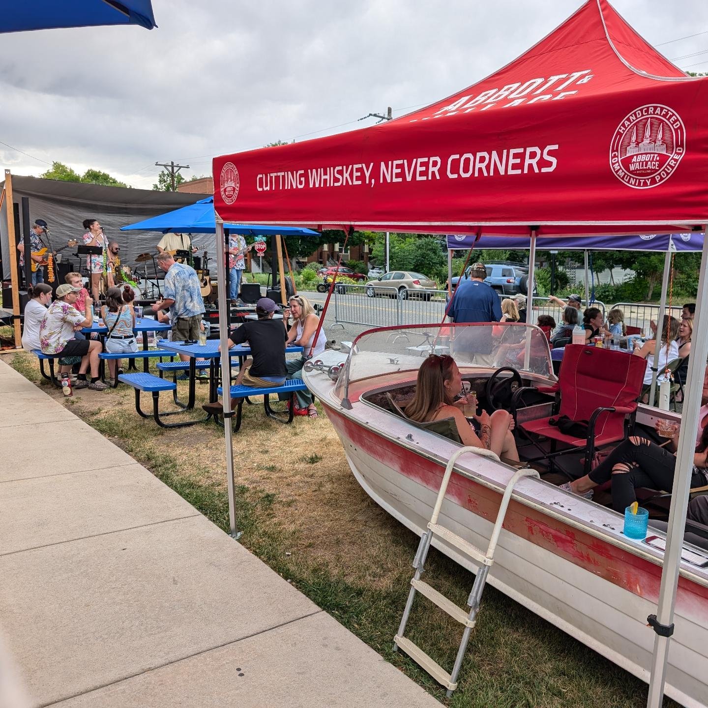 Abbott & Wallace Distilling