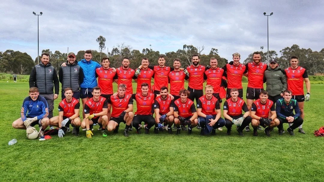 Mens Gaelic Football Team Melbourne - Garryowen - GAA