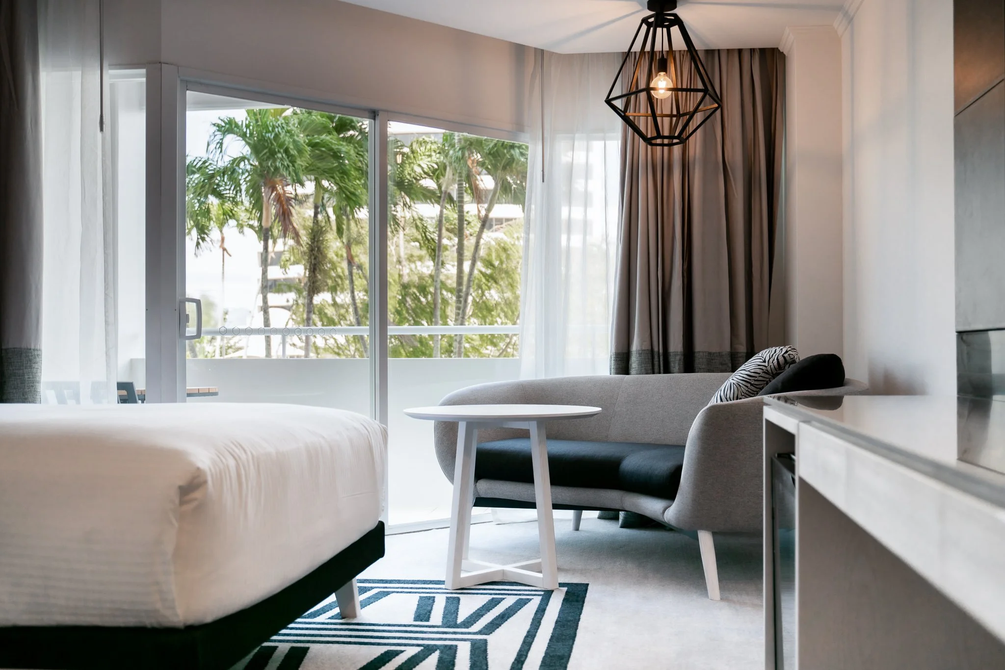 Pullman Cairns International Guestroom Refurbishment — Reward Group