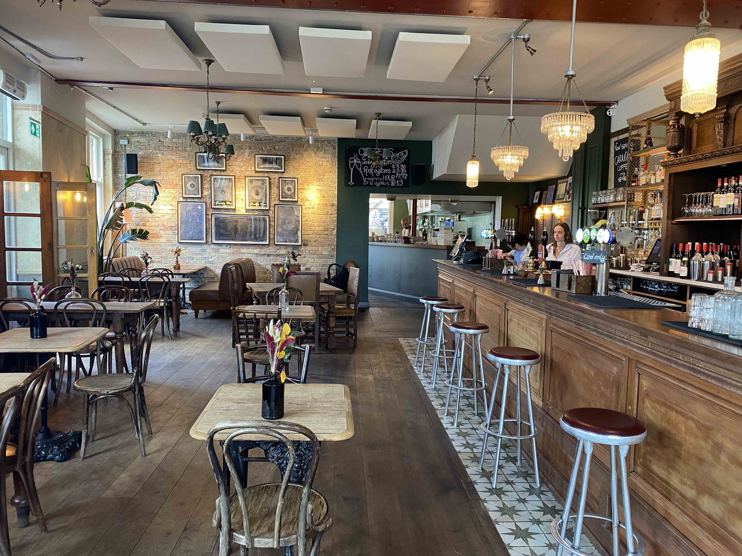 The Chamberlayne - Pub near Kensal Rise