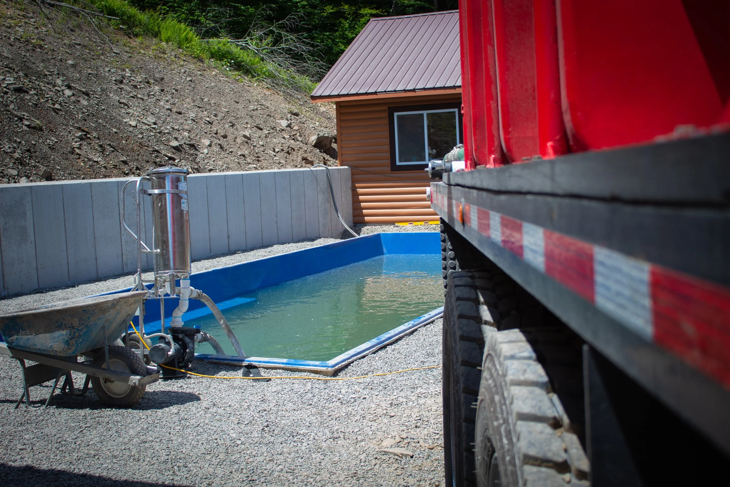 Employment Opportunities — Johnson's Pools, Spas and Hearth