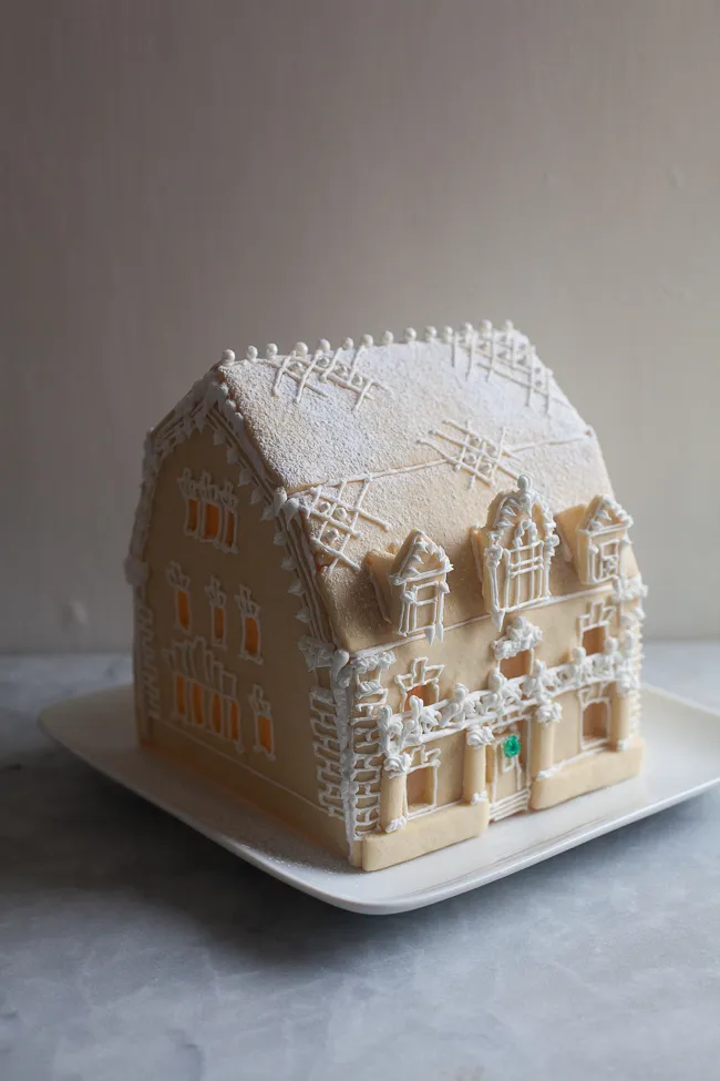National Gingerbread Day | 10 Charming Architectural Gingerbread Houses ...
