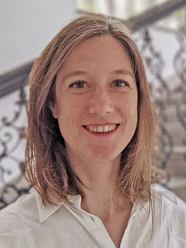 Andrea Hofmann is New Professor in Experimental Quantum Computing ...