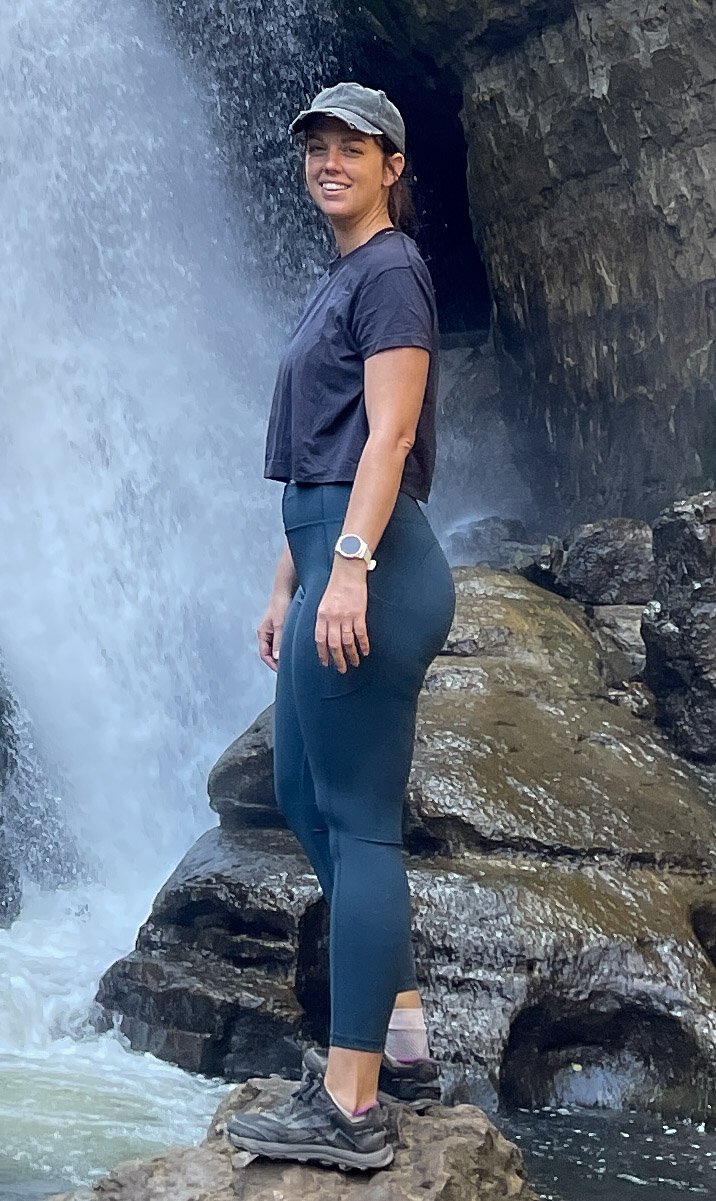 30 Cute Women s Hiking Outfits Ideas For Every Season Nomads In Nature 30 Cute Women s Hiking Outfits Ideas For Every Season Nomads In Nature