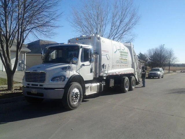L & W Garbage & Recycling Service