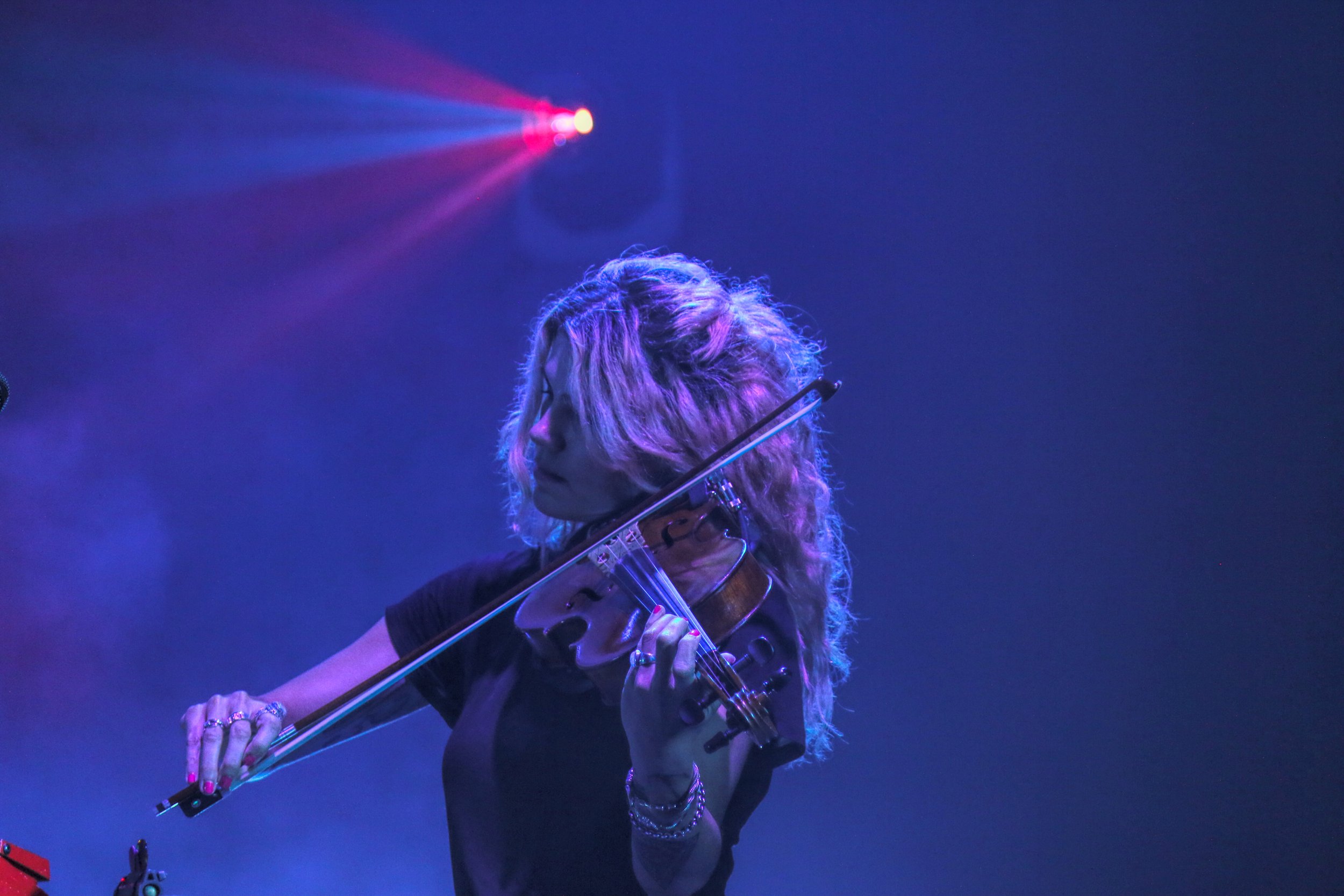 LISA M O L I N A R O