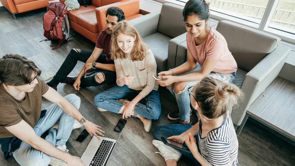 Encouraging peer-to-peer discussion groups for international students ...