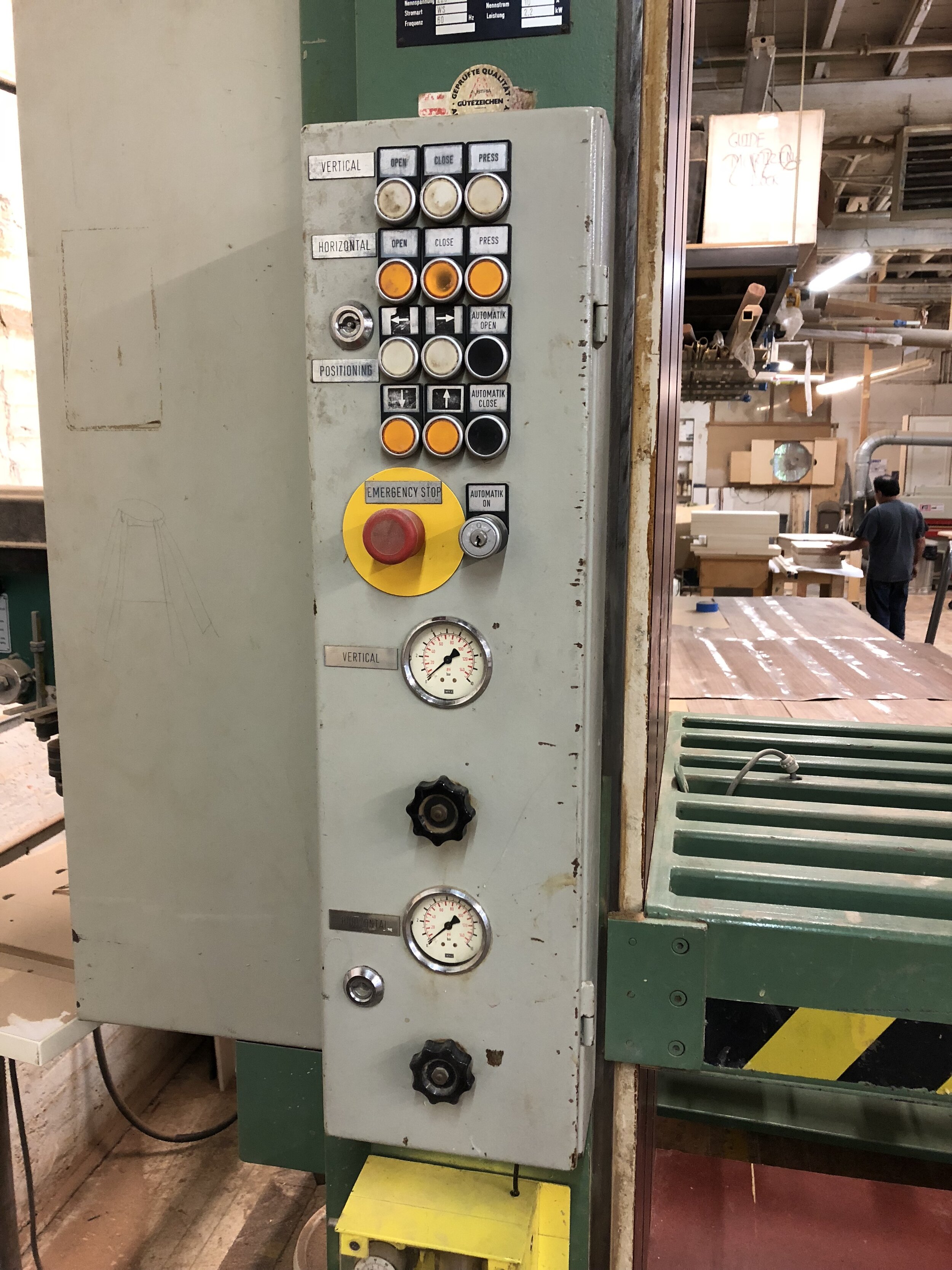 Clamp — Used Woodworking Machinery — LIMZ MACHINERY GROUP