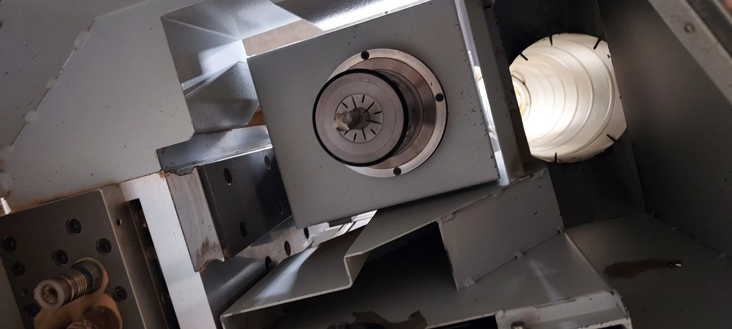 Weeke CNC Point to Point Boring Machine 2005 (Used) — LIMZ MACHINERY GROUP