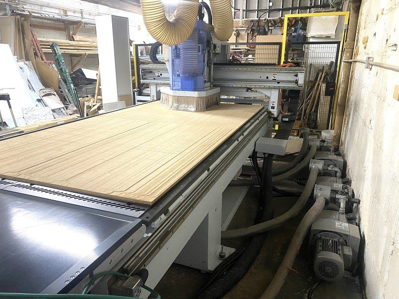 Homag Weeke CNC w/ Push-Off 2015 (Used) — LIMZ MACHINERY GROUP