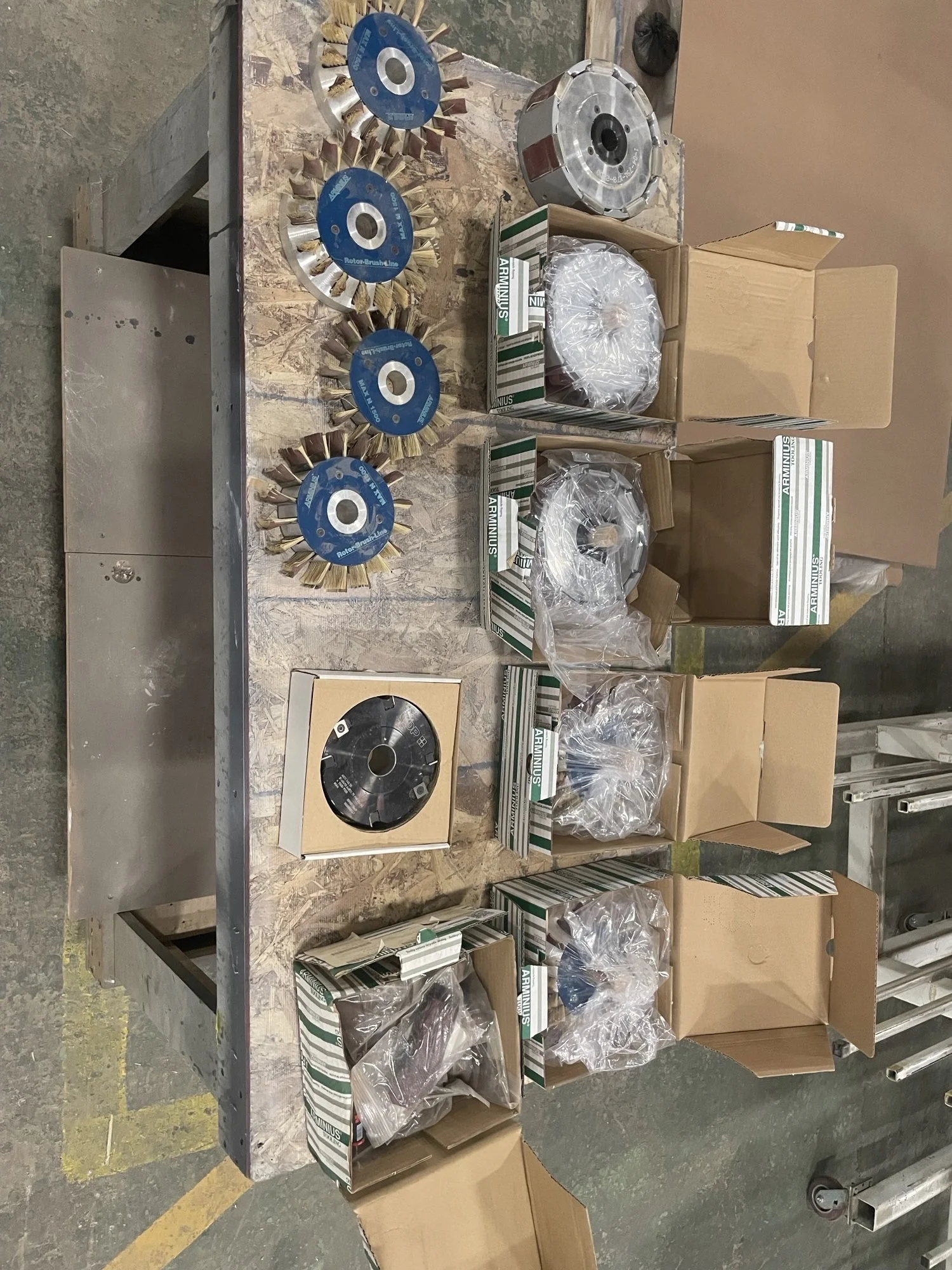 Unique Shape & Sand Machine Model: 422 (Used) — LIMZ MACHINERY GROUP