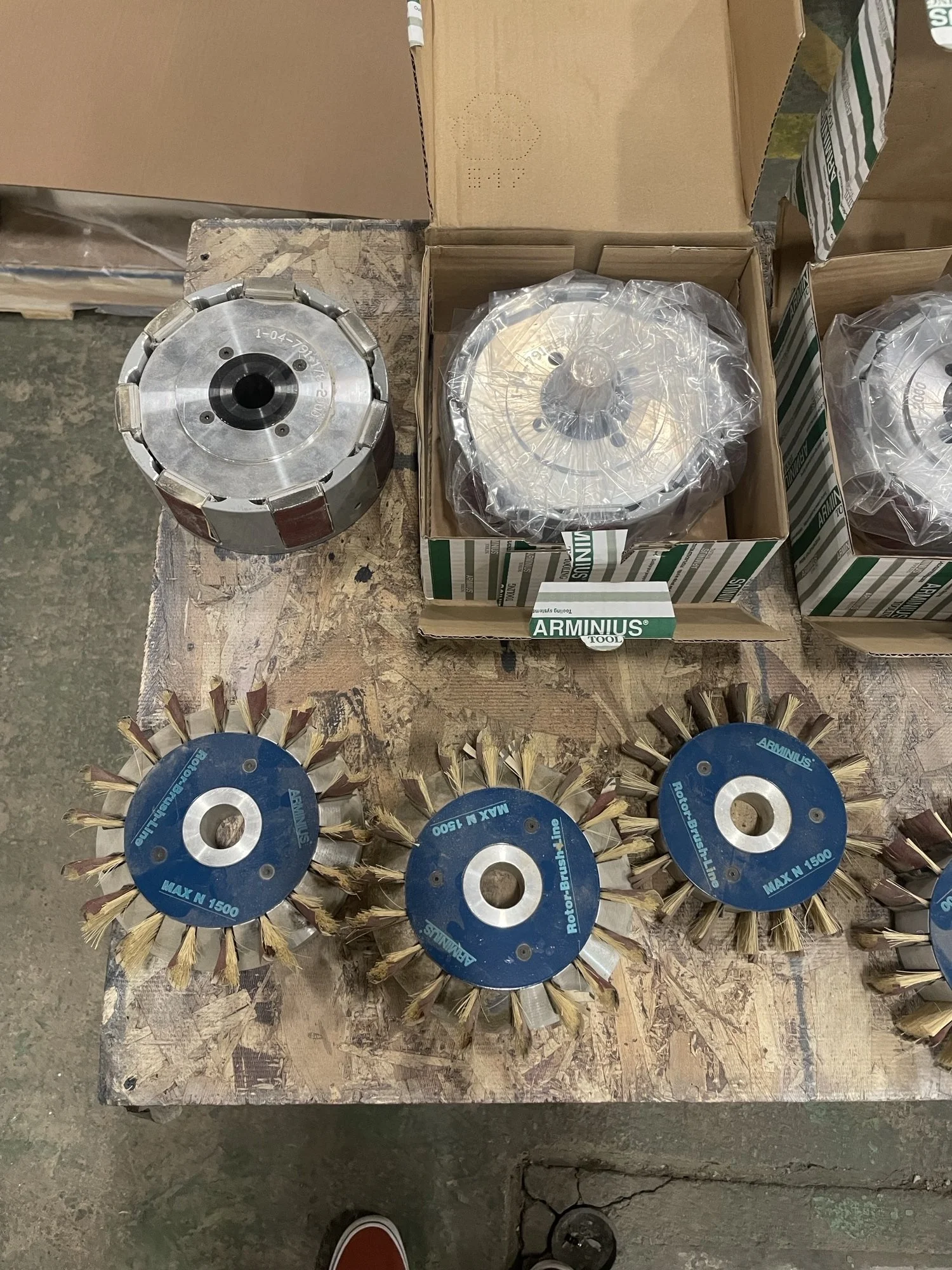 Unique Shape & Sand Machine Model: 422 (Used) — LIMZ MACHINERY GROUP