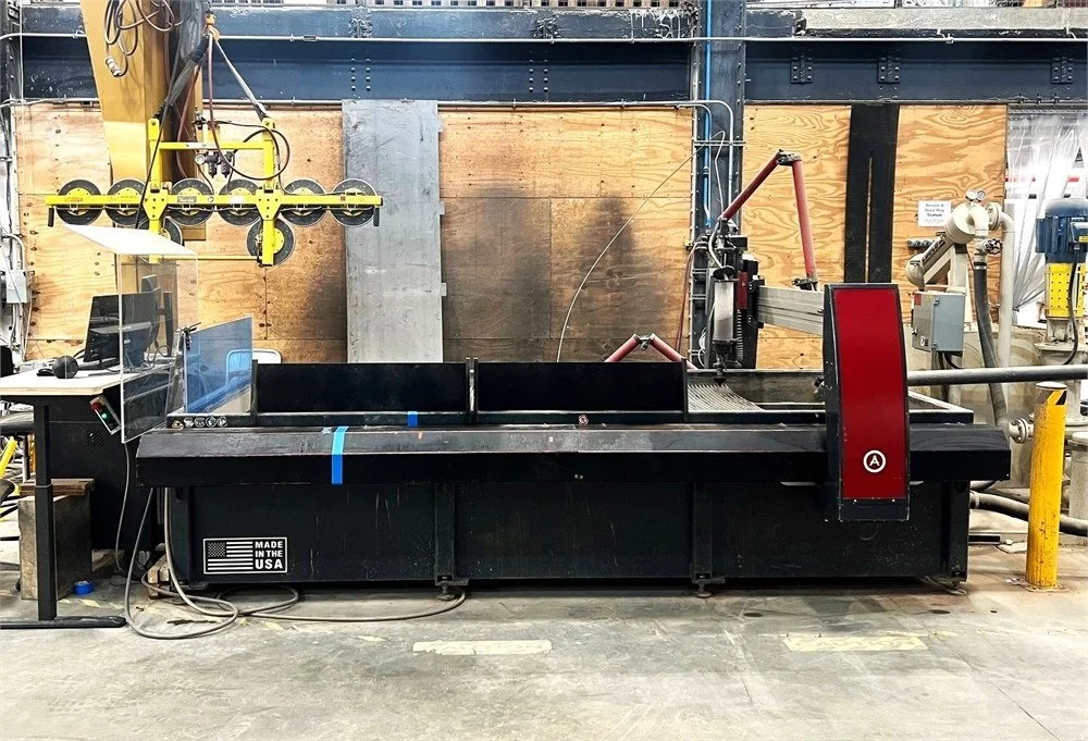 Maxiem WaterJet Model 1530; Year 2019 — LIMZ MACHINERY GROUP