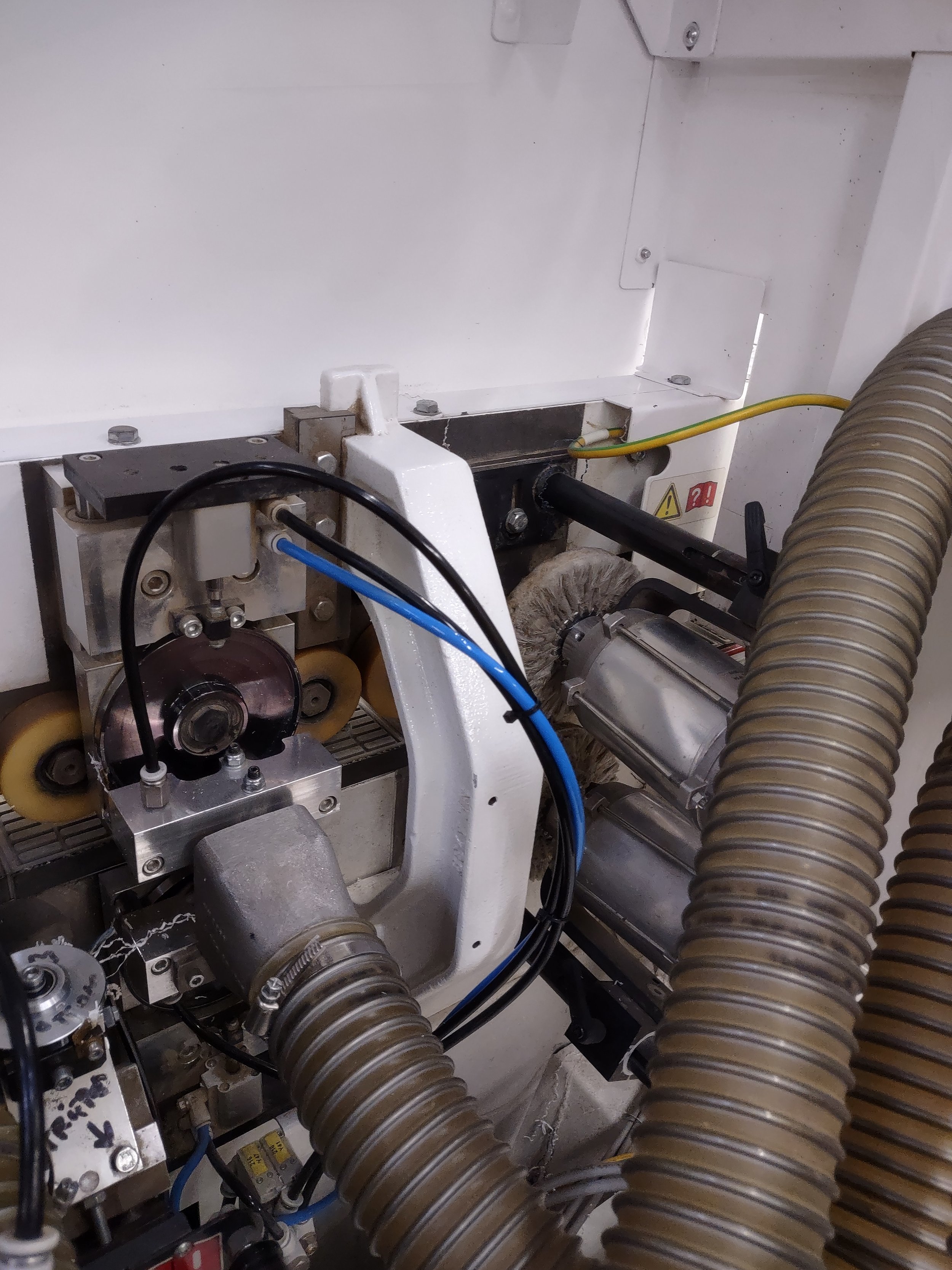 Brandt 1650 Pre-Mill & Corner Rounding 2011 (Used) — LIMZ MACHINERY GROUP