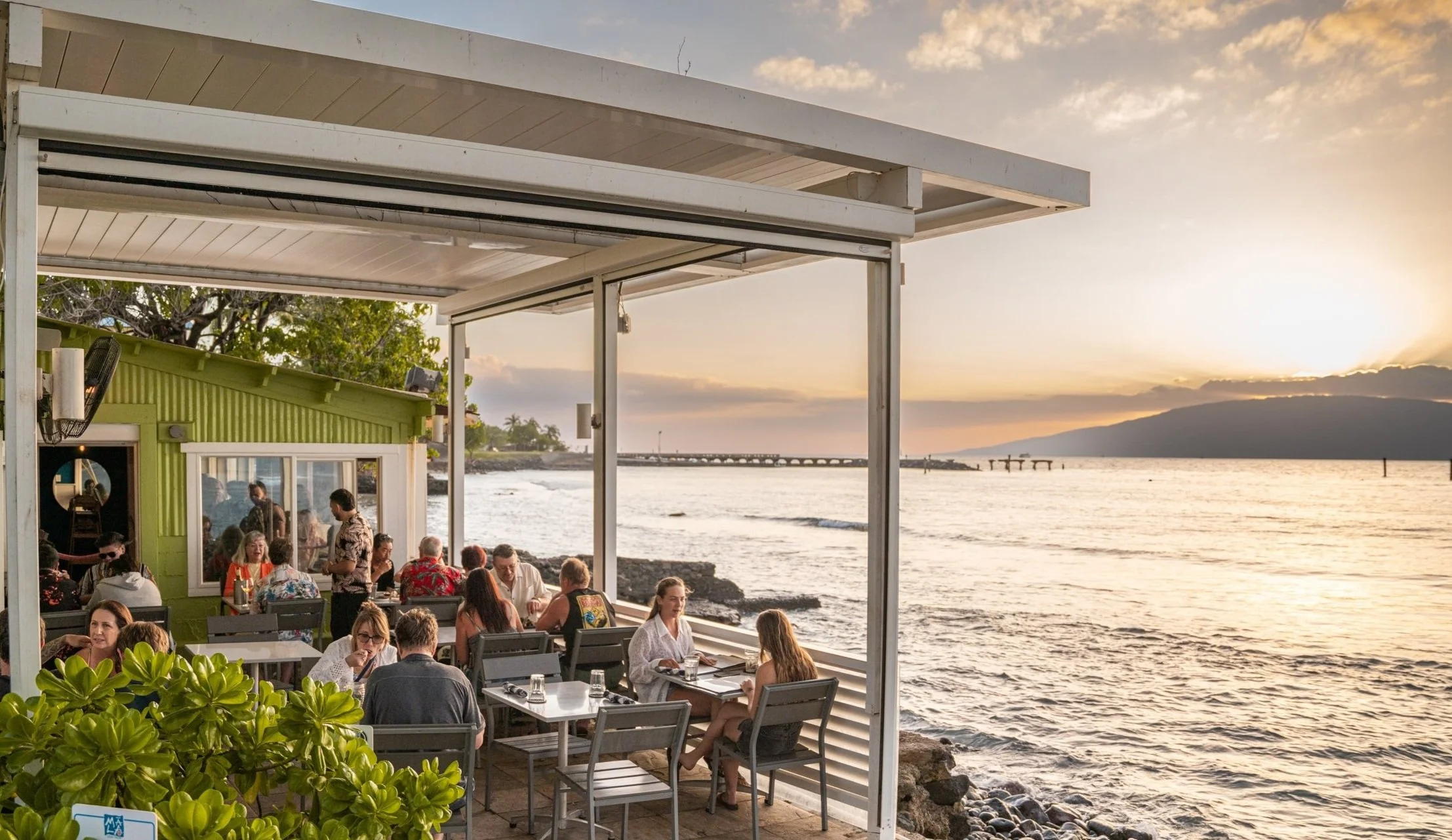 Mala Ocean Tavern - Oceanfront Restaurant on Maui