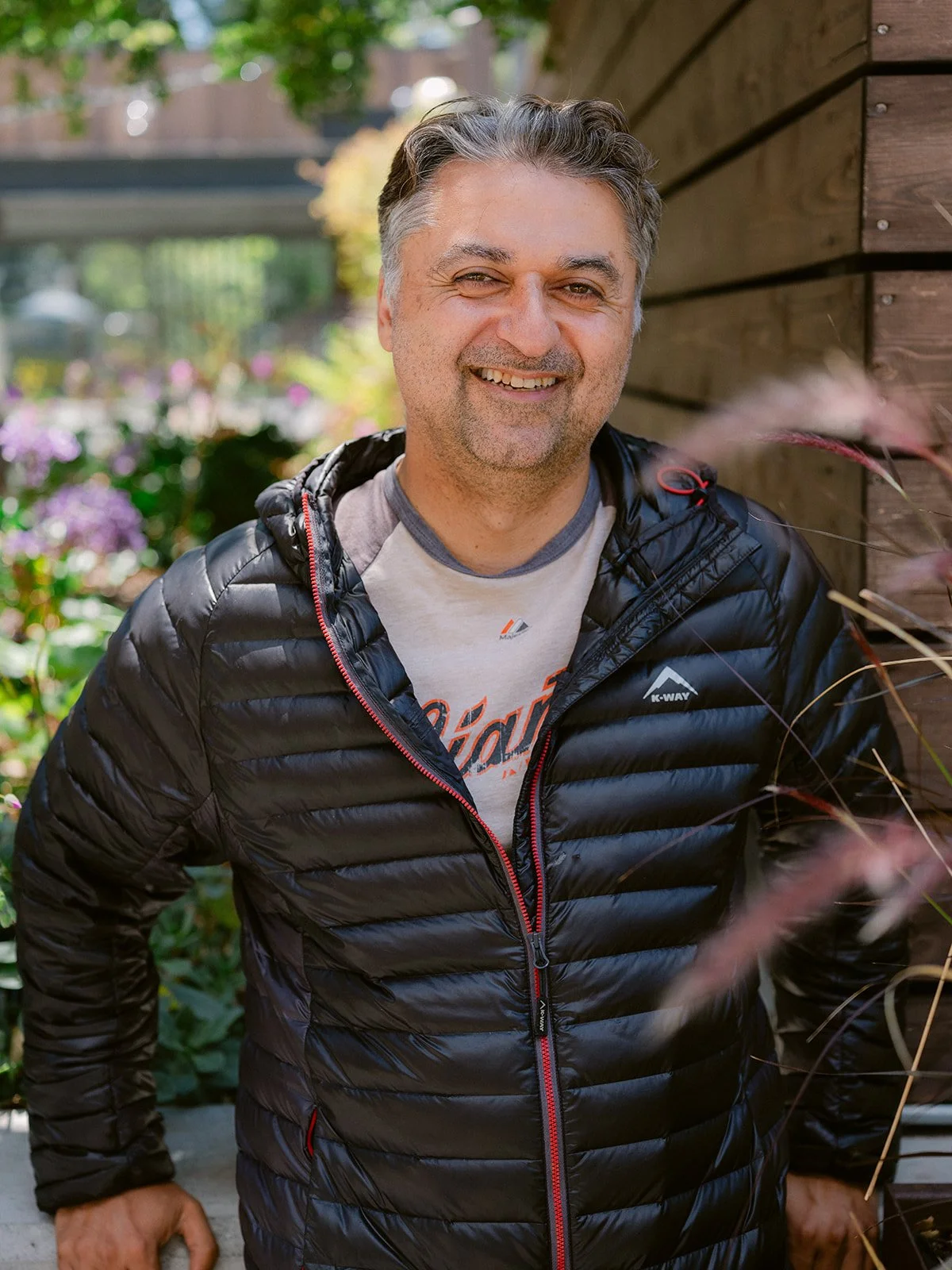 Hooman Khalili and the Iran Woman’s Mural Project — Beyond the Fog Radio