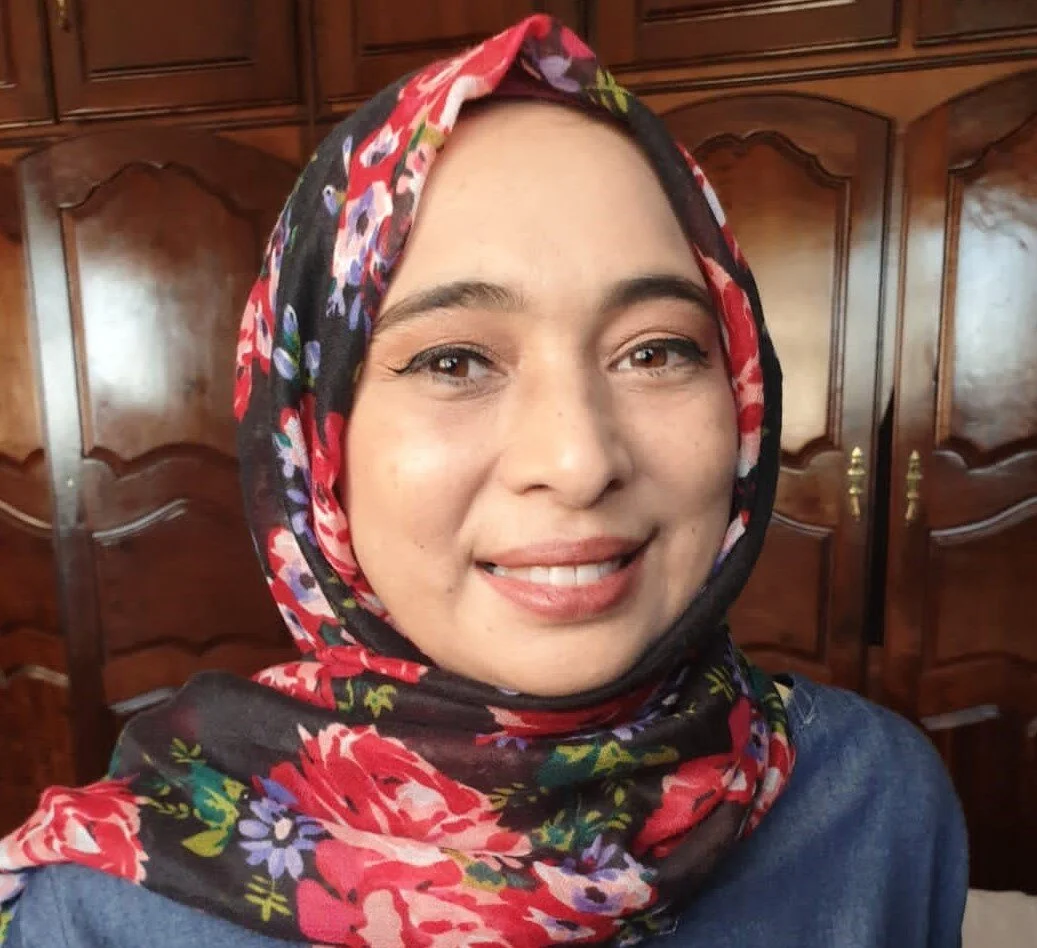 Dr Naiema Taliep — Democracy Moves | Helping Young People Build More ...