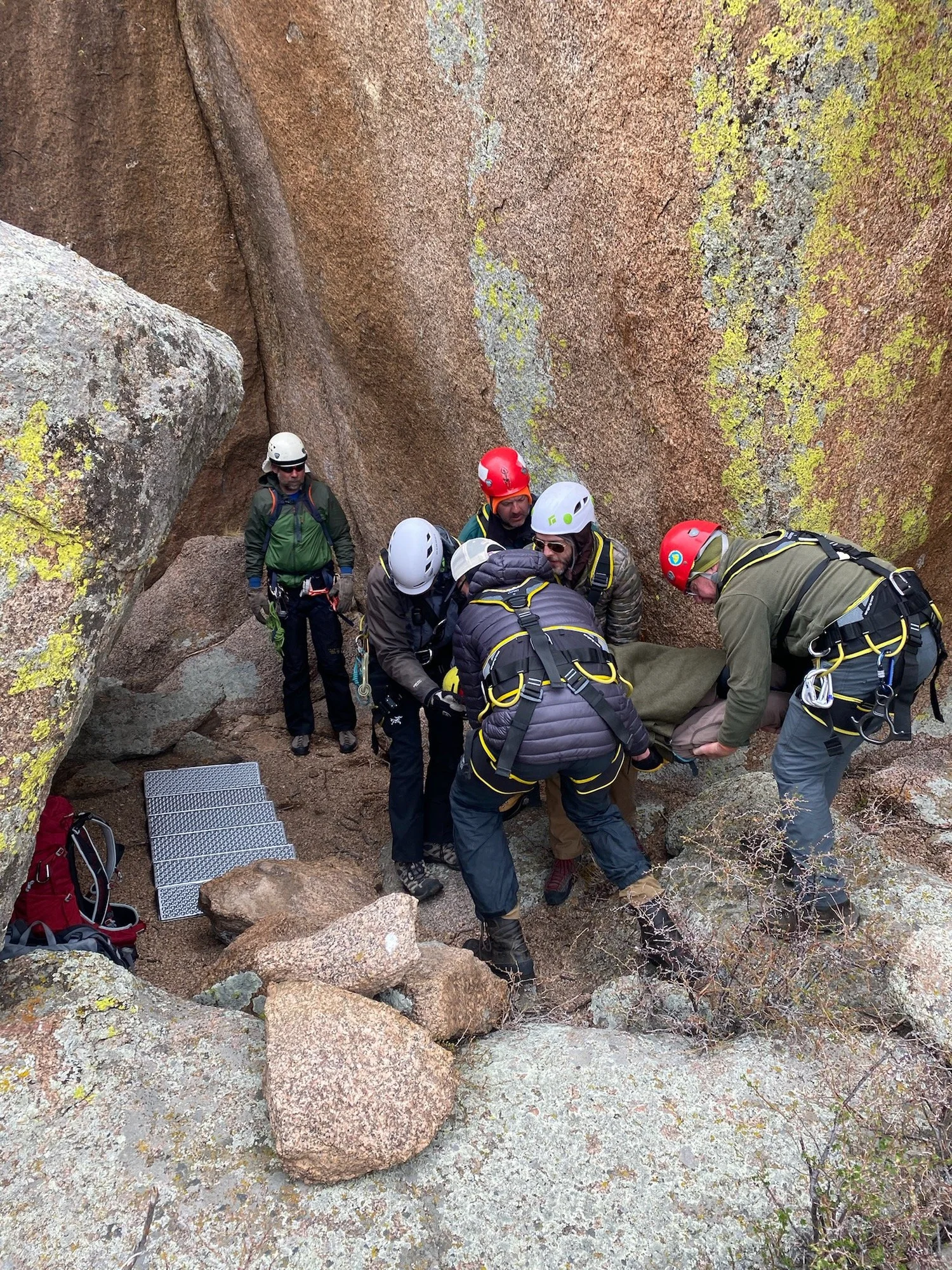 Difference between Wilderness First Aid and Wilderness First Responder — Wilderness Medical ...