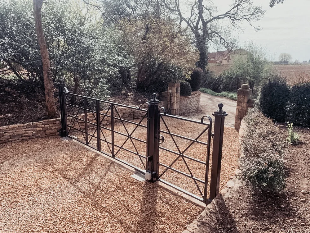 Traditional Steel Gates | Metal Gates | Steel Landscaping Co. — Steel ...
