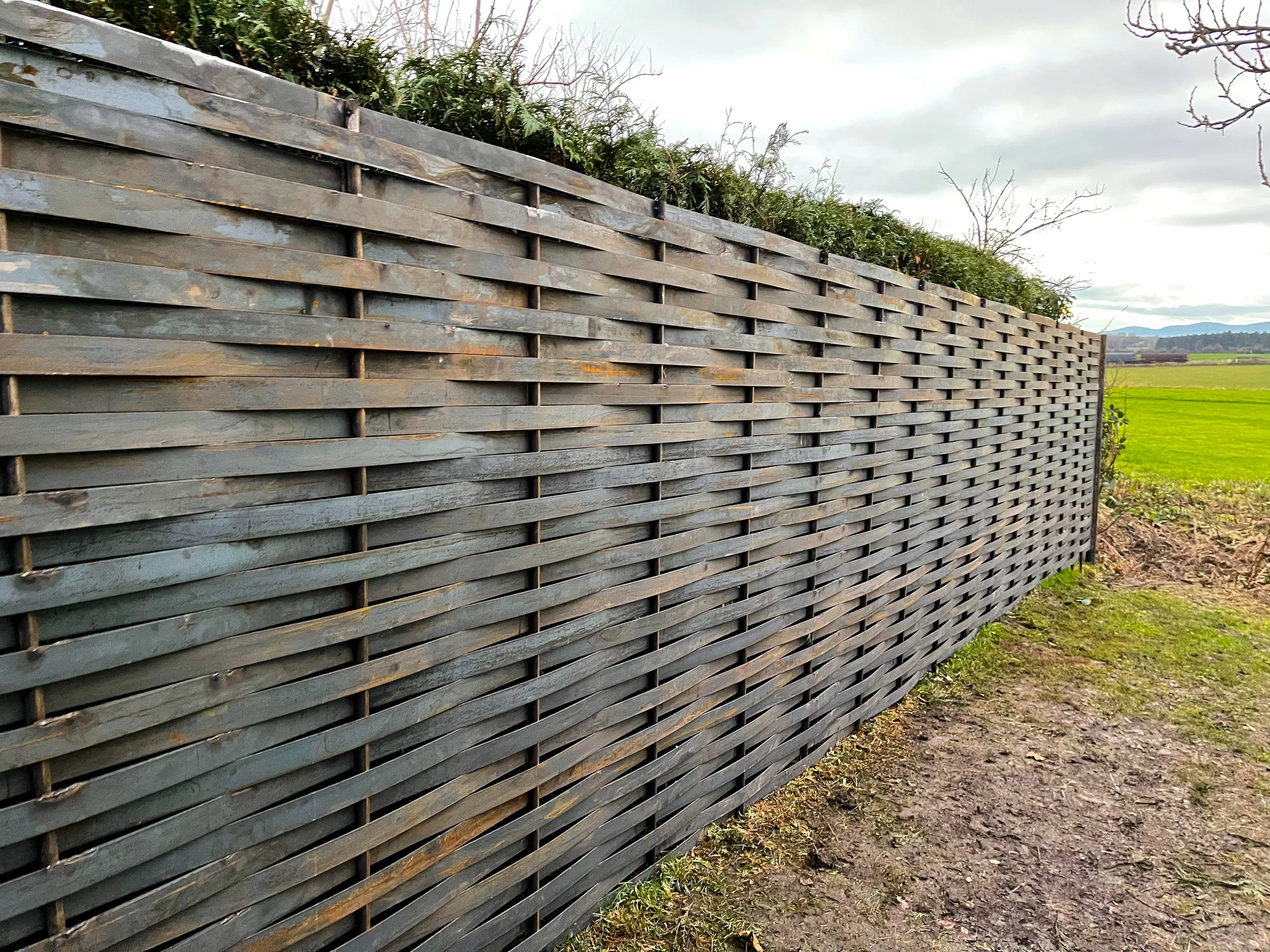 Steel Weave Fencing | Traditional Steel Fencing | Steel Landscaping Co ...