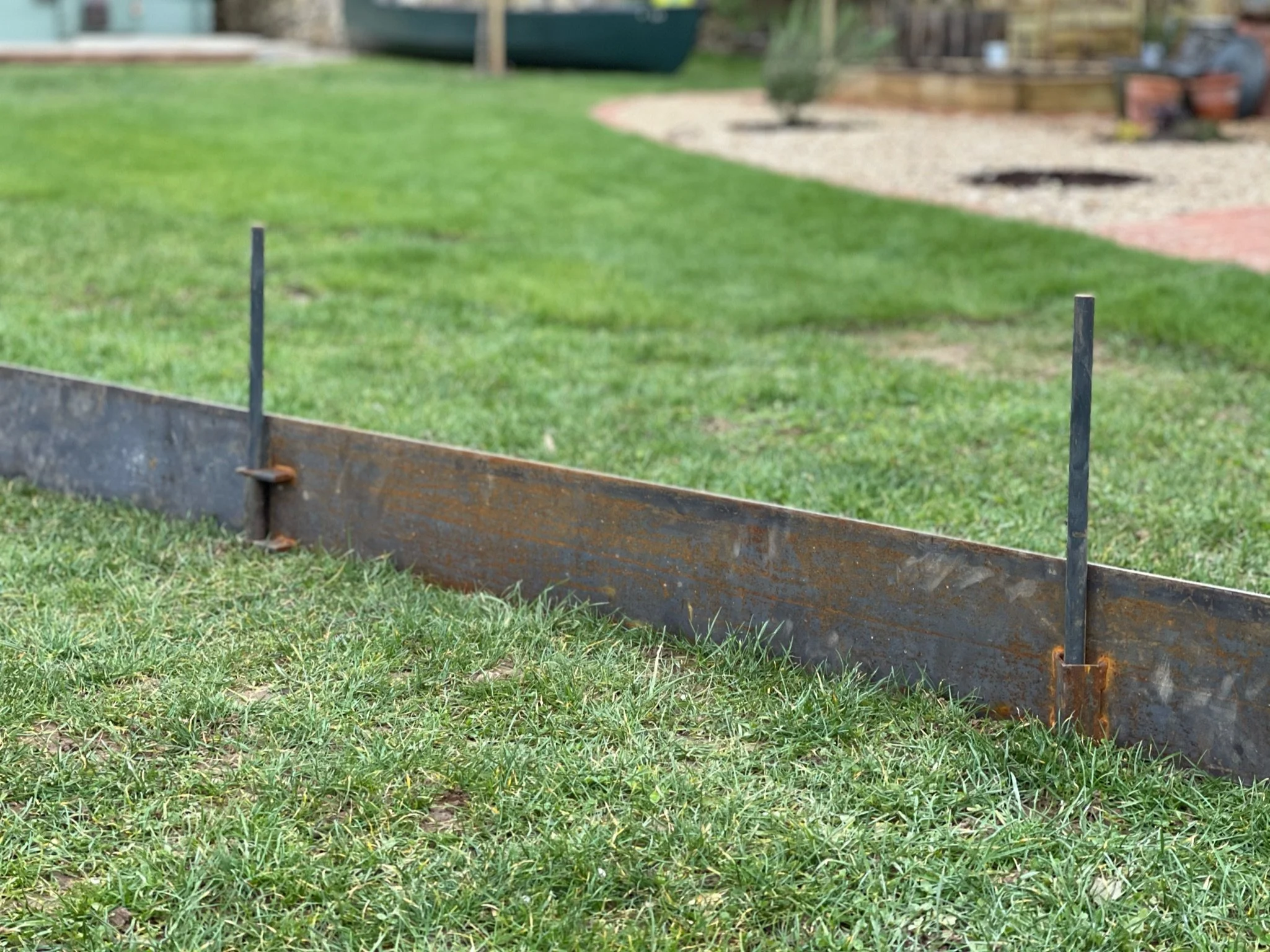 Traditional Estate Fencing | Metal Fencing | Steel Landscaping Co ...