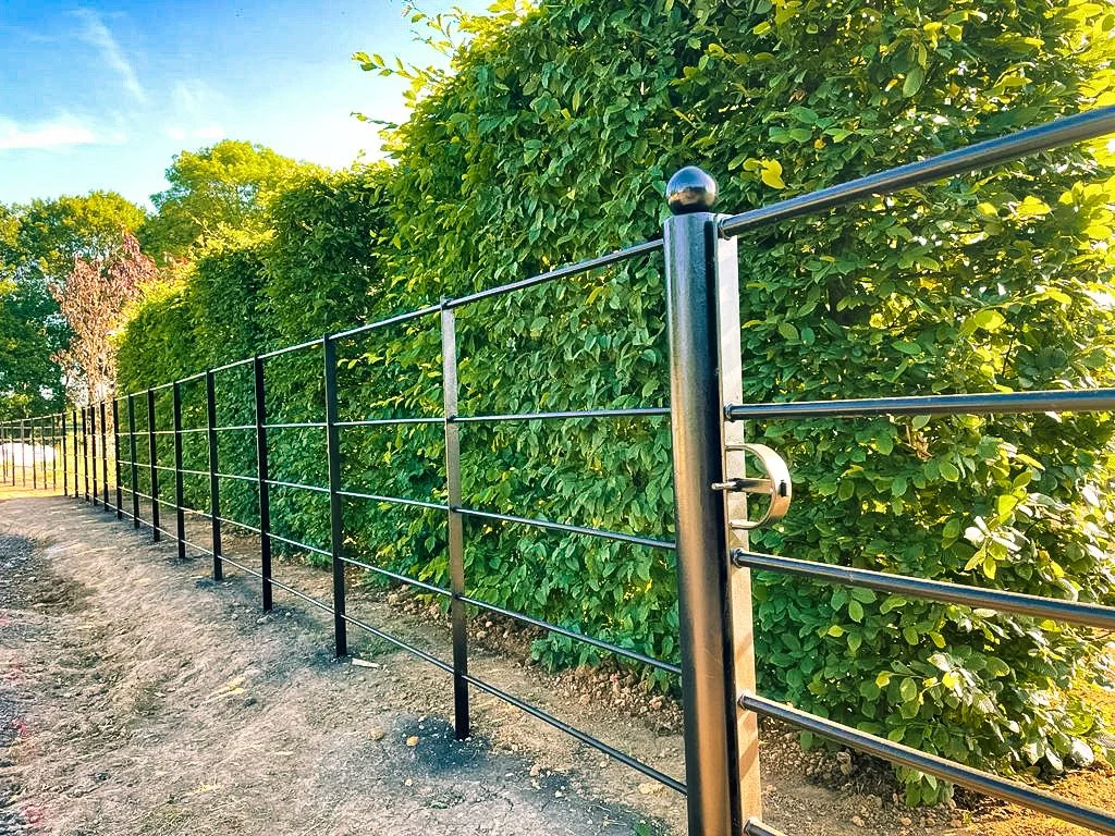 Traditional Steel Estate Fencing — Steel Landscaping Co.