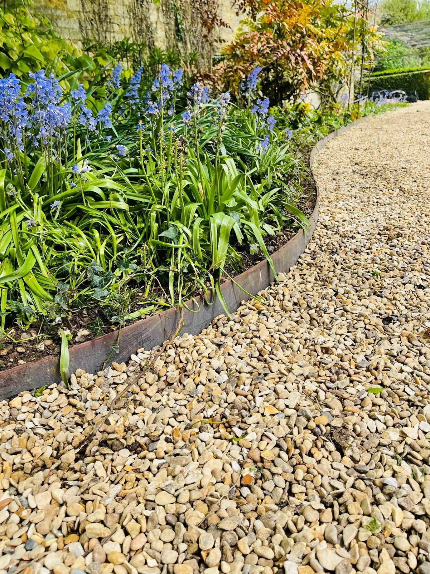 Pea Gravel Driveway Edging