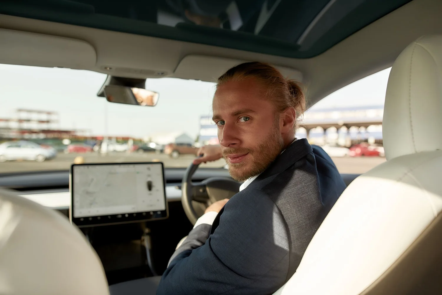 Minimising Driver Distraction Risks and Safeguarding Business — DriverFocus