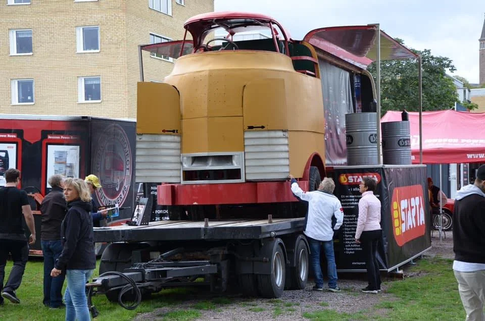 Other Futurliners — National Auto & Truck Museum