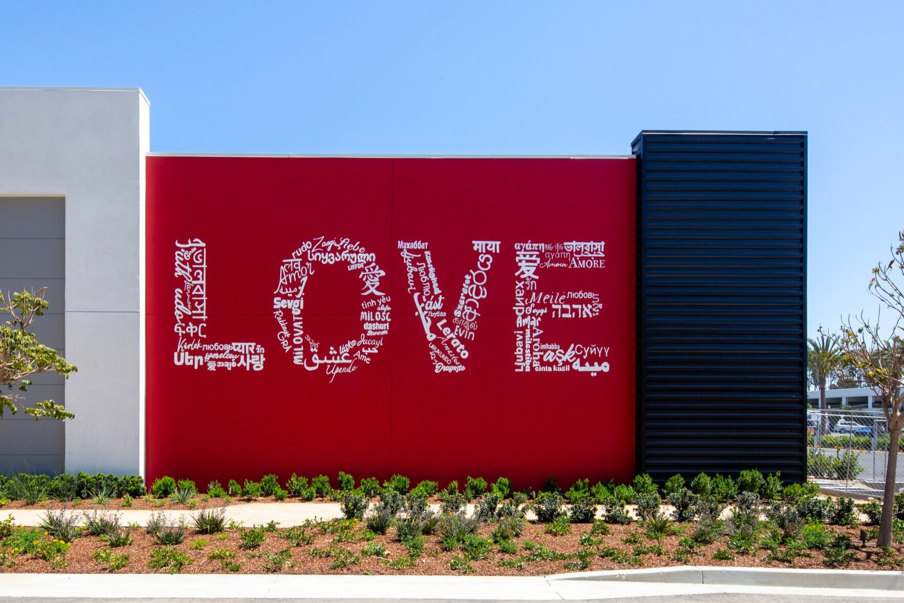 Art | The Enclave | A Premier Lifestyle Destination