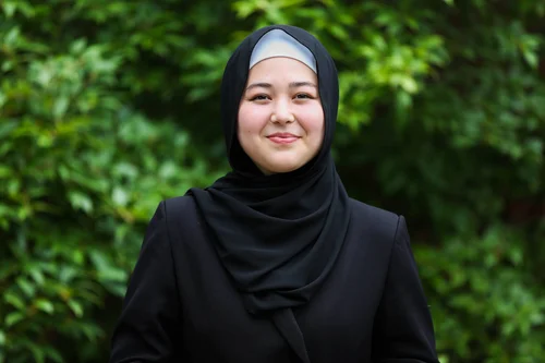 Fatima Rezaie Bio — Globally