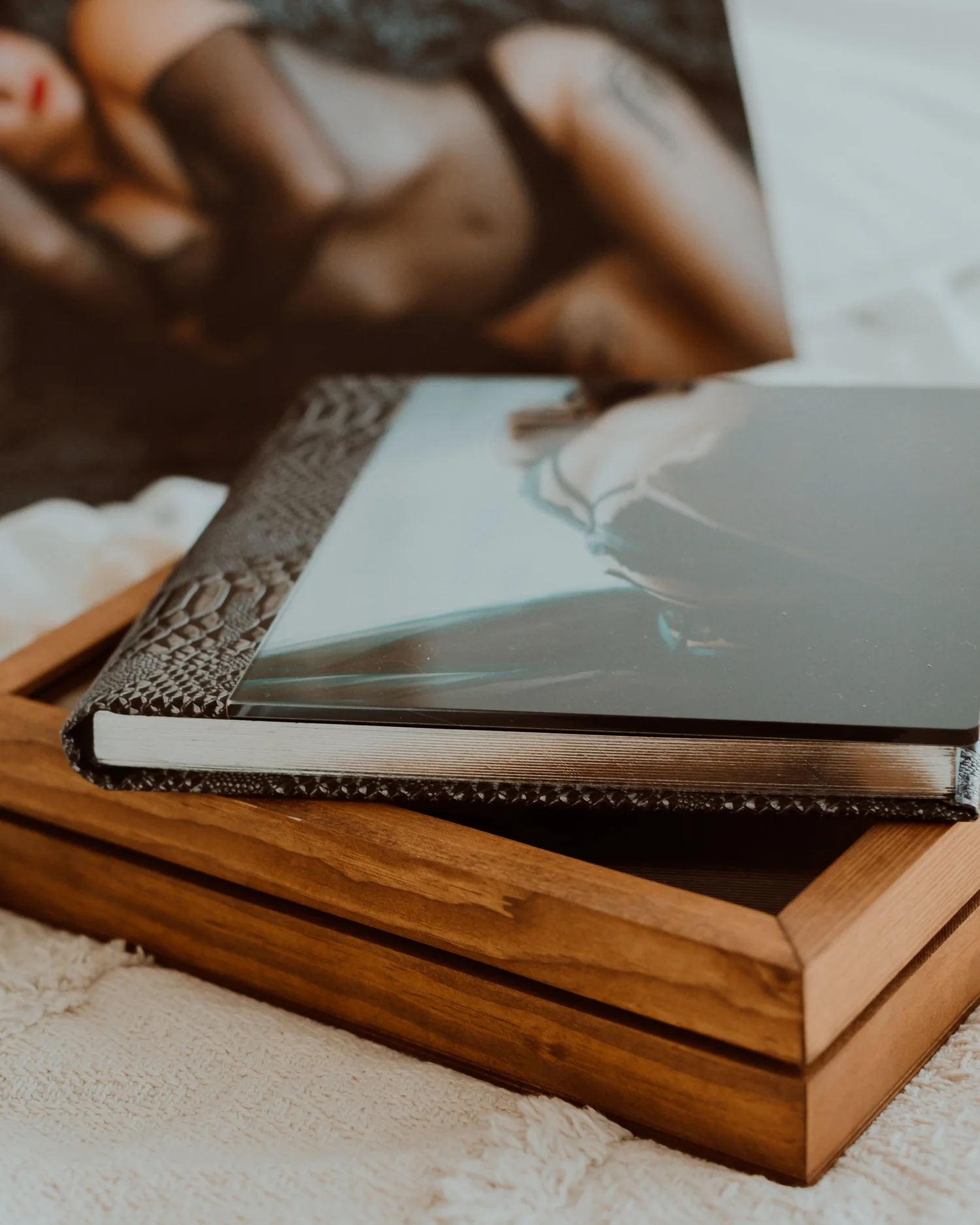 Boudoir albums and product collections — Amanda Mendoza Photography