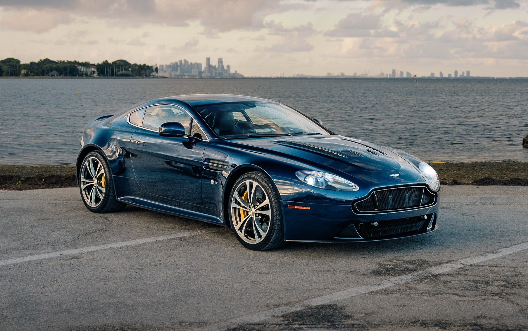 For Sale - 2015 Aston Martin V12 Vantage S — P1 Exotics