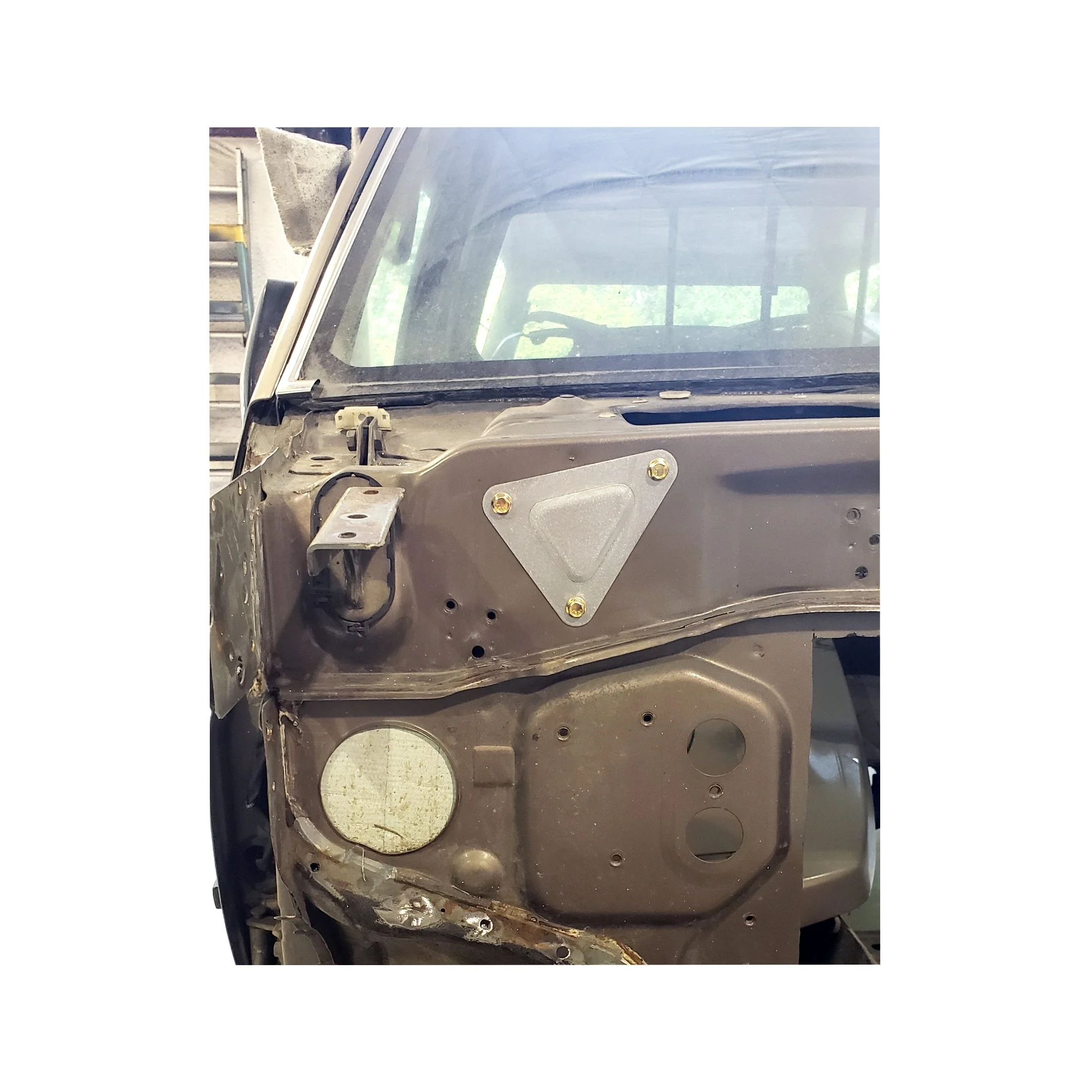 Nissan D21 UCA Boxing Plates — Rohde Fab