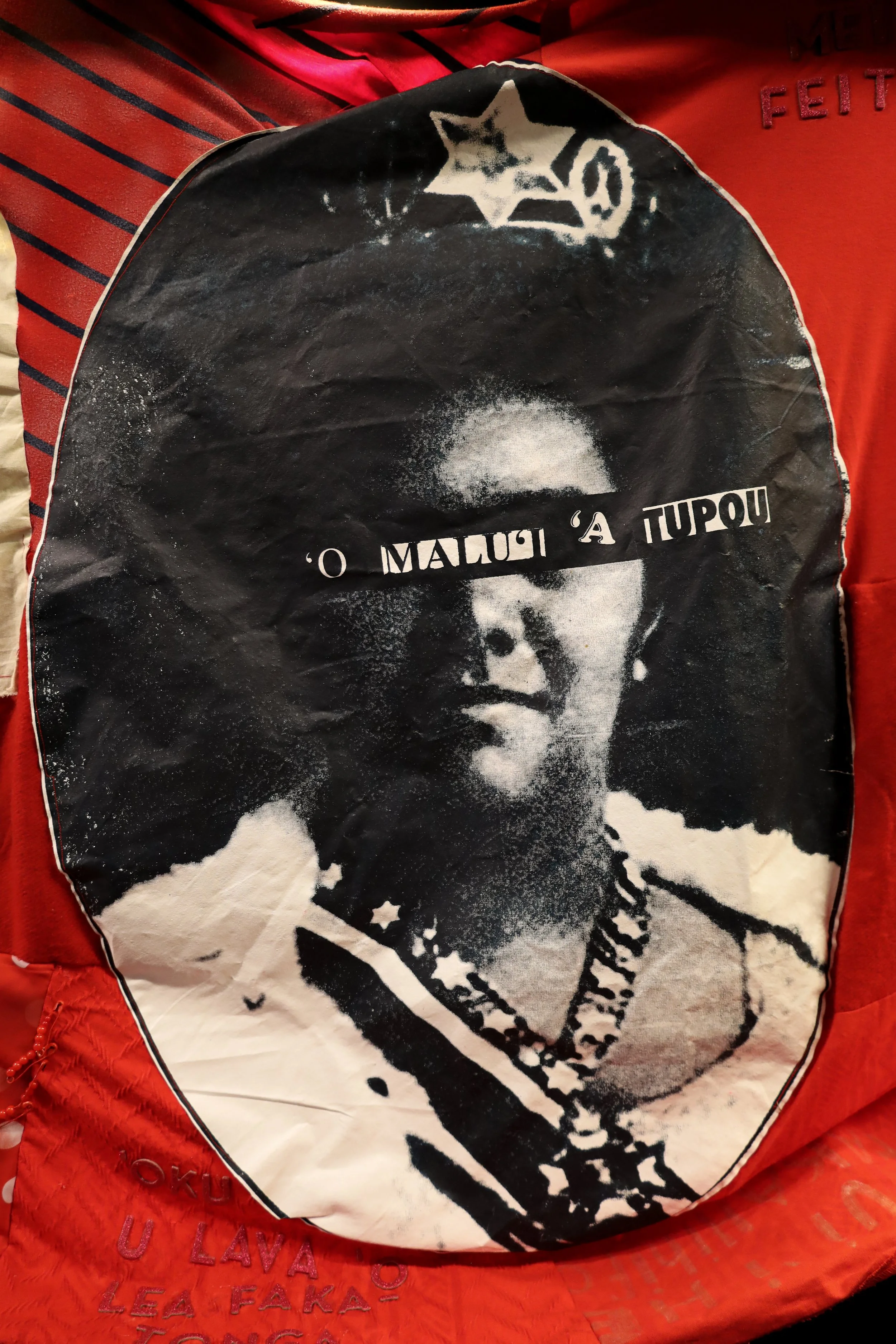 O maluʻi ʻa Tupou | Verge Projects — Verge Gallery